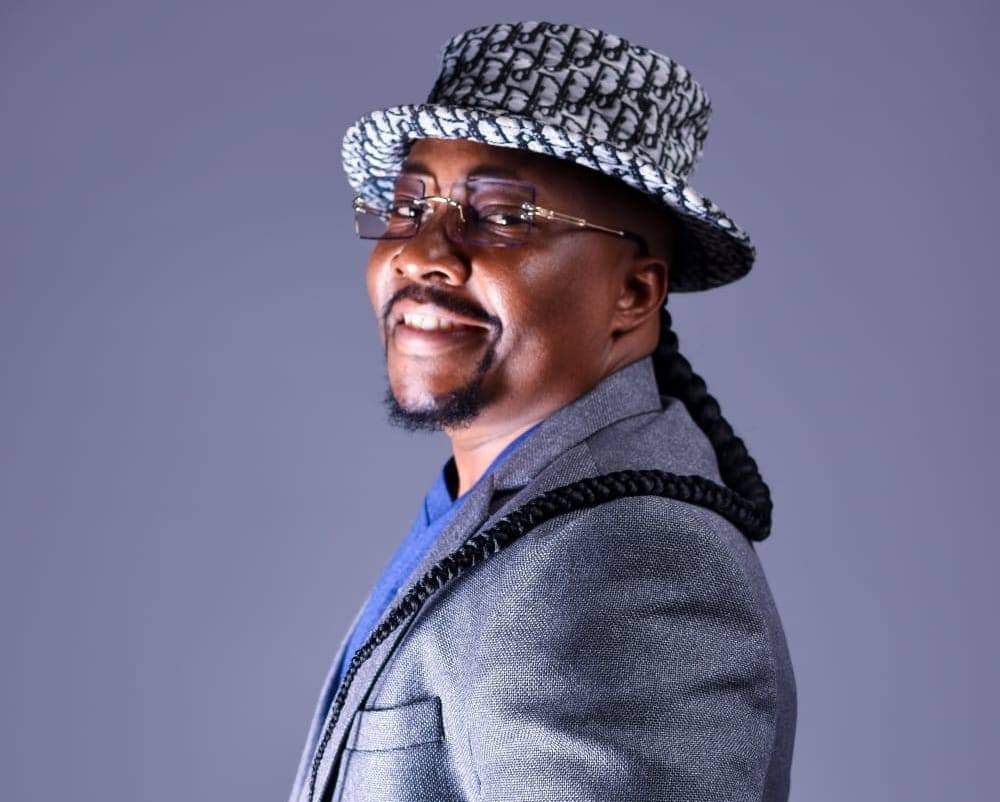 Bisengo sends strong message to fans as he begins club tours « Mauvoo News